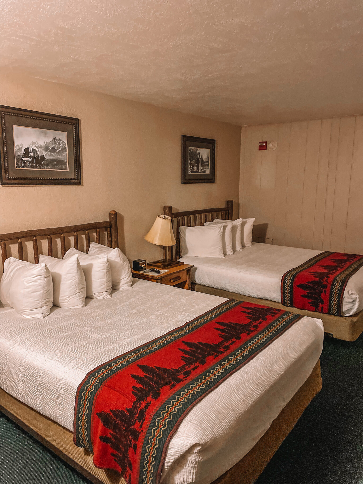 Ski, Stay, Play: The ultimate travel guide for Jackson Hole in Winter ...